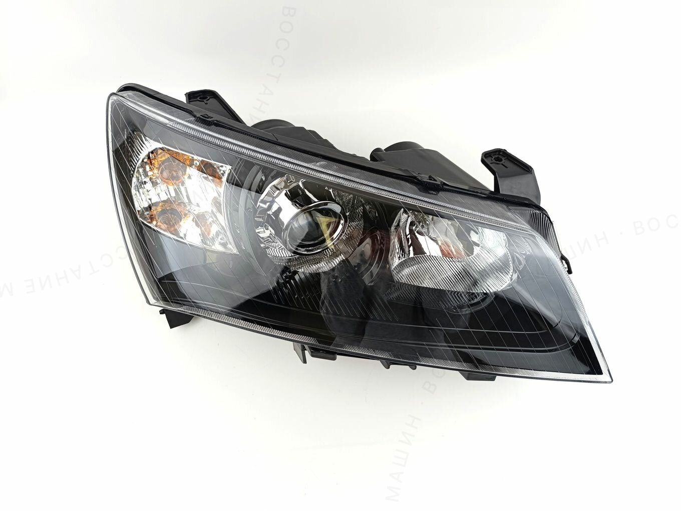 Фара передняя правая для Geely Emgrand 7 / 1067003377