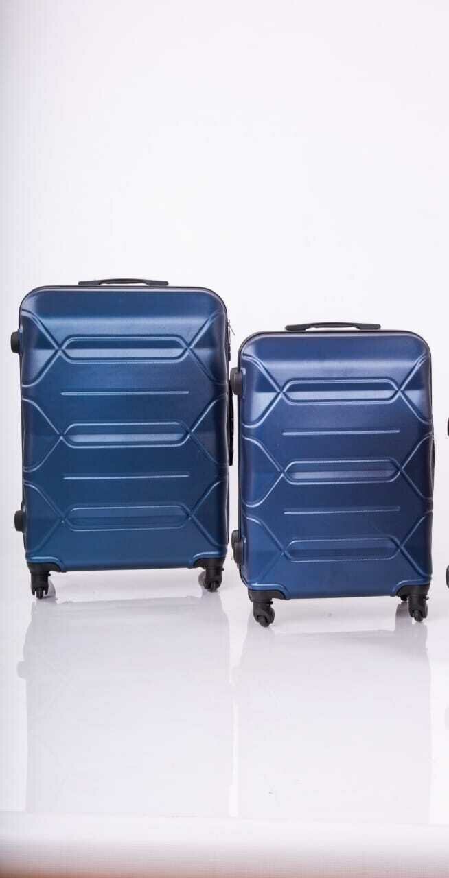 Комплект чемоданов 