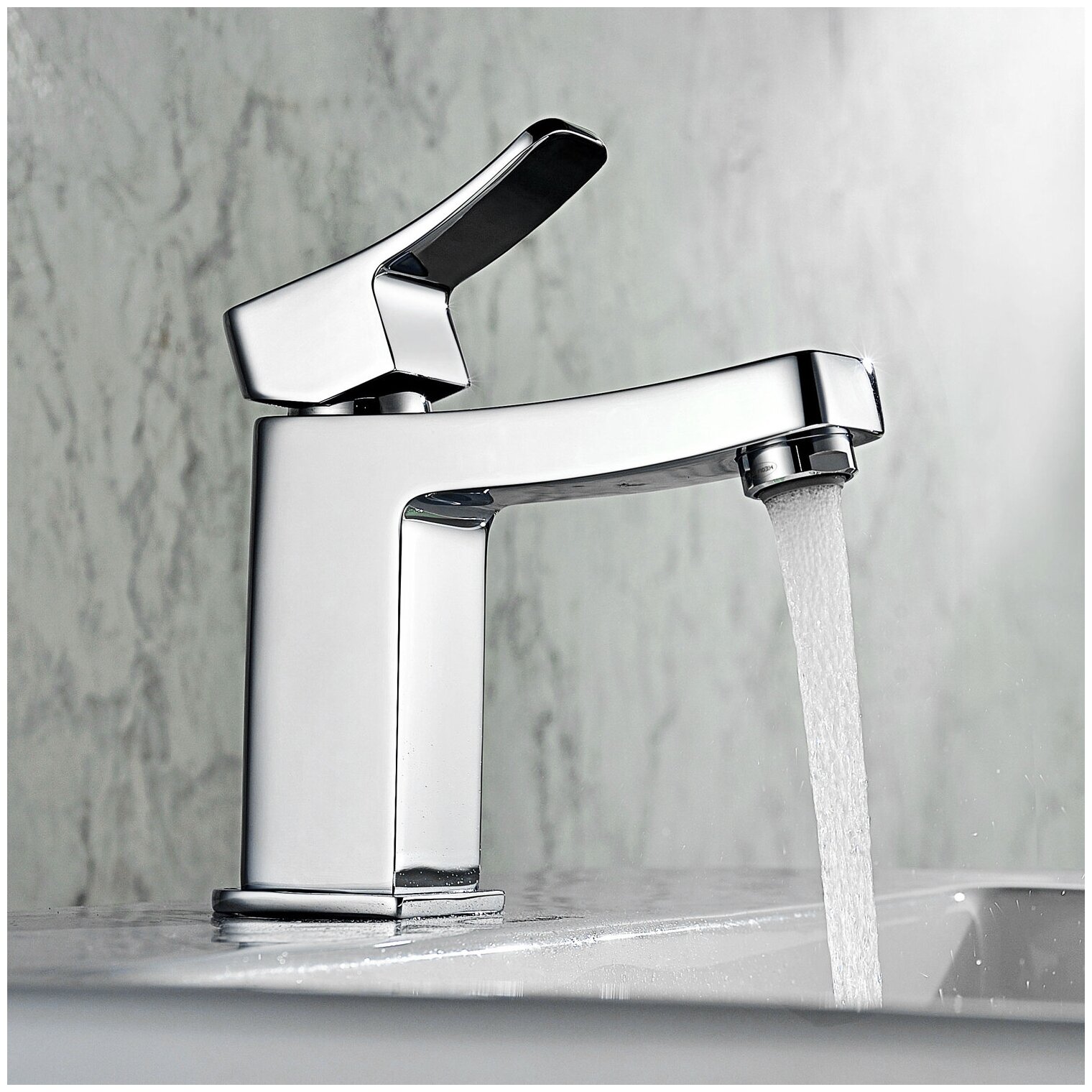 Смеситель для раковины в ванную 1064 WasserKRAFT, хром