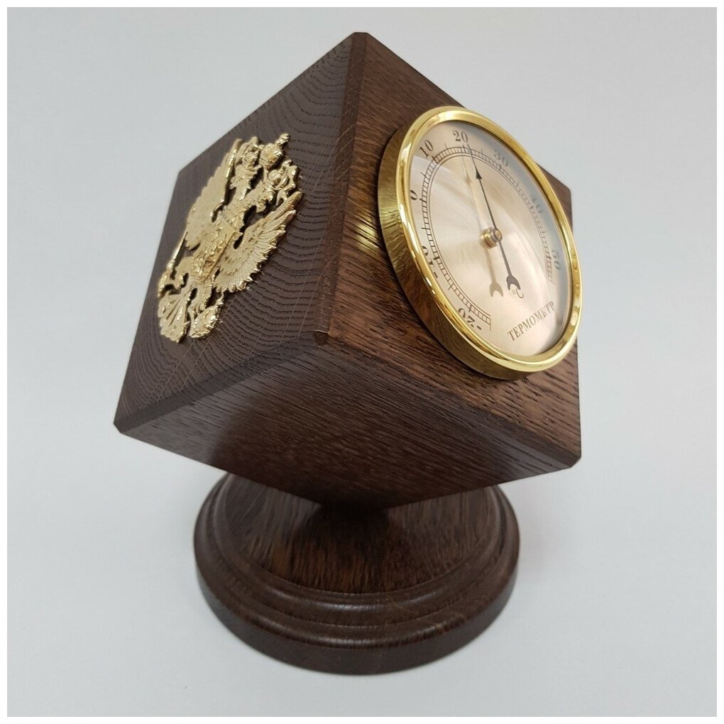 Метеостанция настольная 2 в 1 (термометр, гигрометр) "Куб с гербом РФ" (массив дуба)