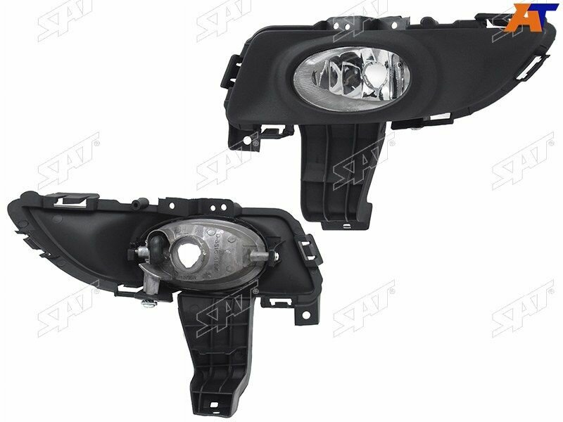 . SAT Фара противотуманная для MAZDA 3, AXELA 03-08 левая 4D с креплением 03-05