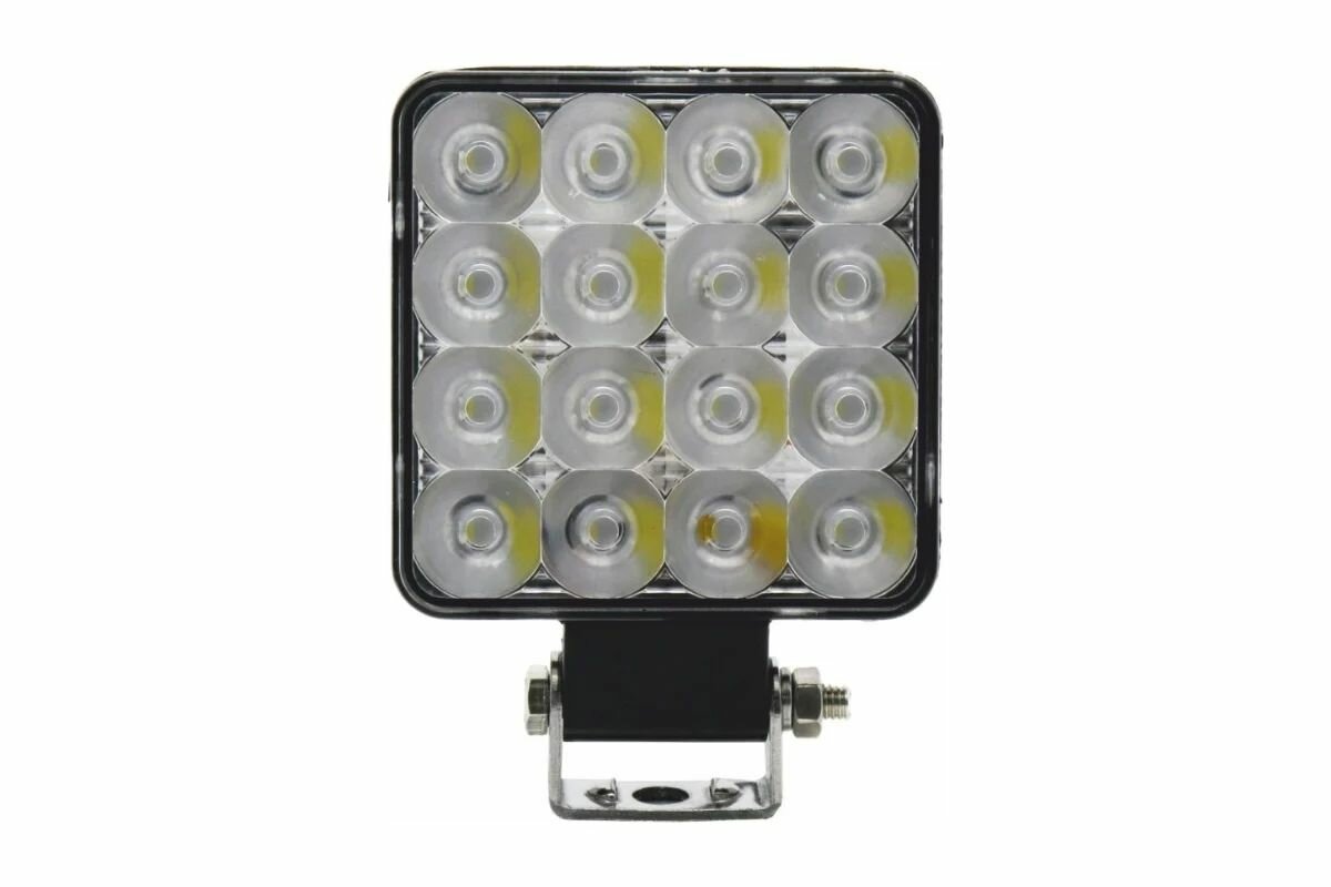 Фара рабочего света квадратная WL-147CF 16LED ближний свет 32W (100мм) 10-30V вымпел
