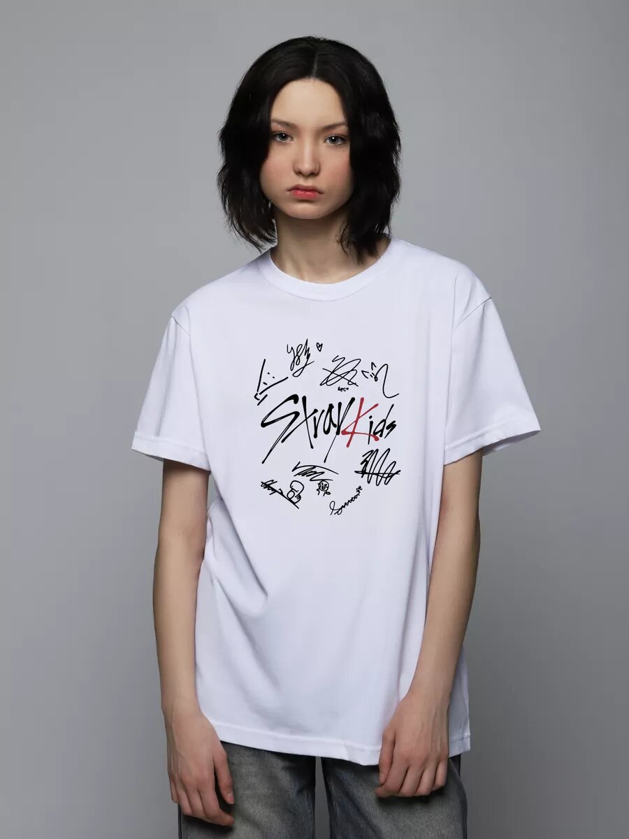 Футболка с принтом Стрэй Кидс