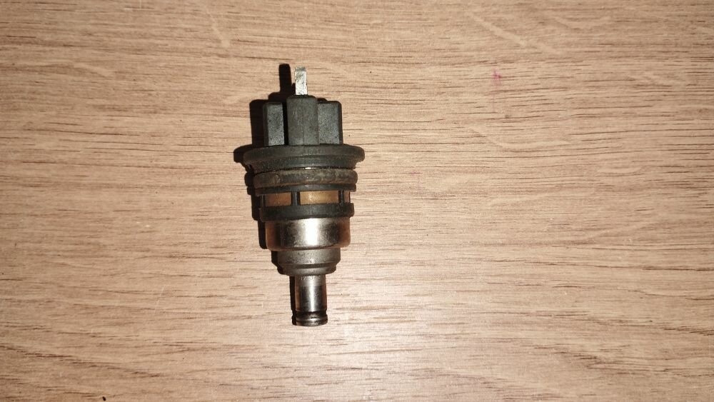 0280155606 Форсунка топливная 2,0 ABF 037906031G