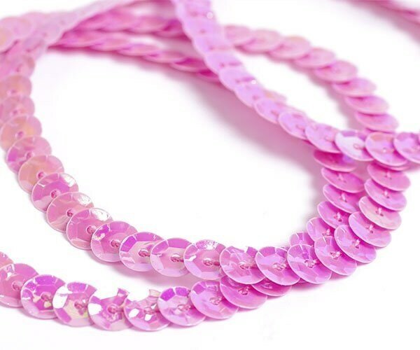 Пайетки на нитке (пайетки для рукоделия) 6мм цв. амарантовый розовый упак.73 м