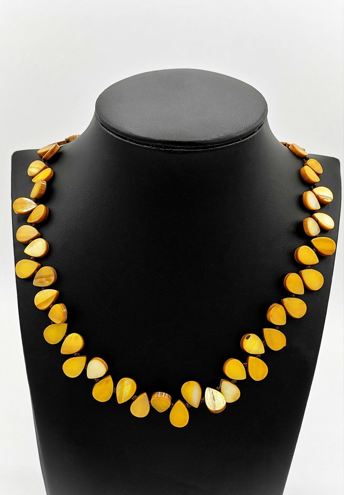 Колье Apsara, перламутр