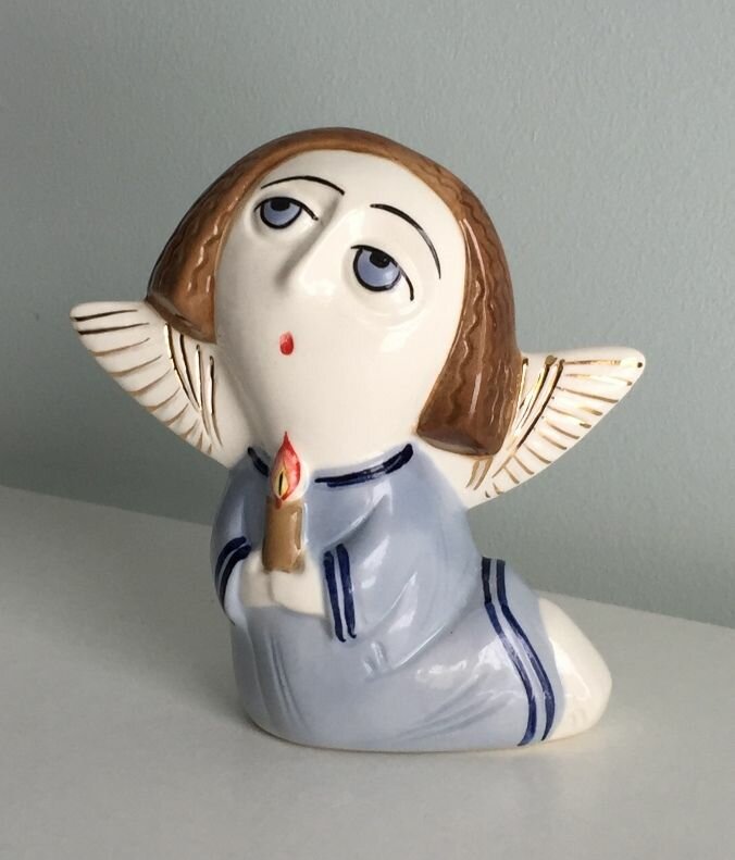 Фаянсовая скульптура Ангел со свечей 7 Sr-VH-02