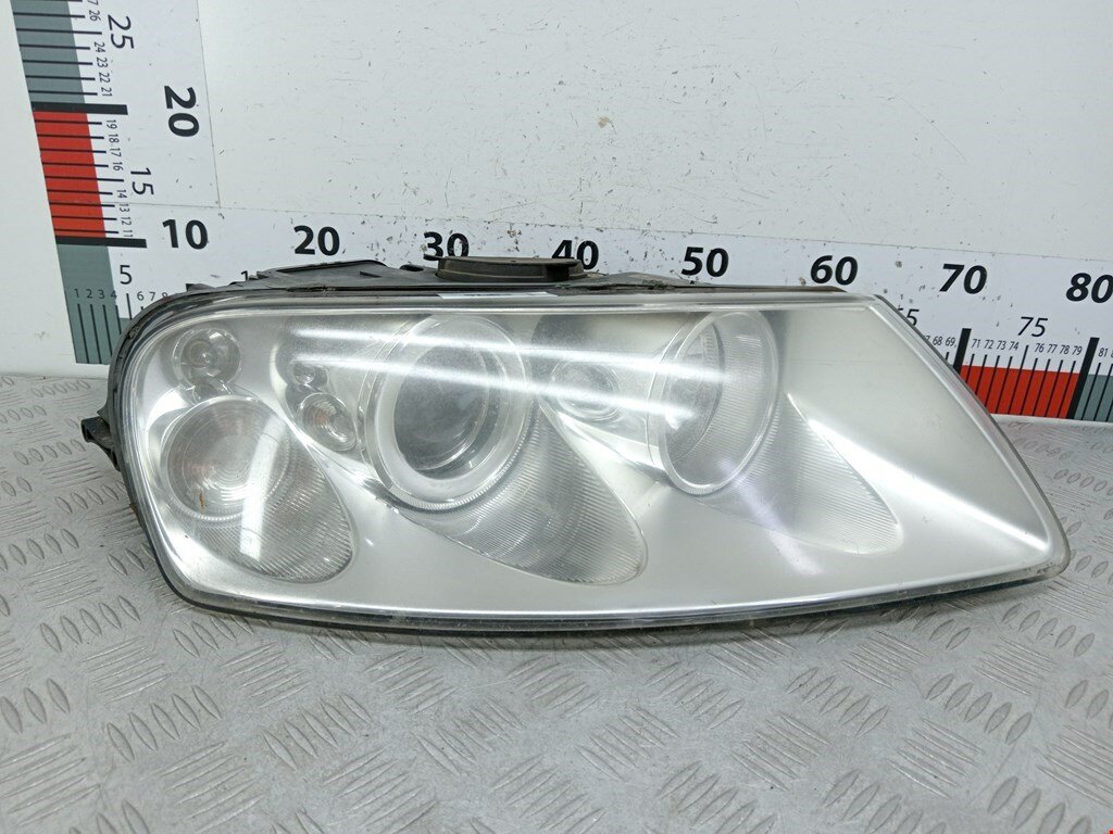 Фара правая Volkswagen Touareg 1 7L6941016BJ арт. 2192083