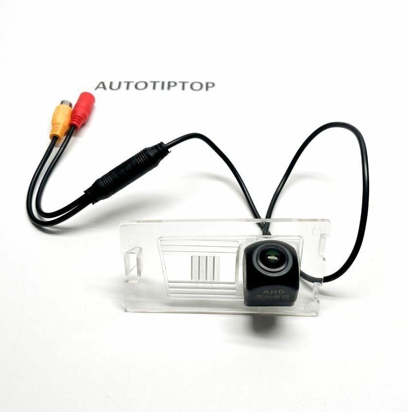 Камера заднего вида - JEEP Liberty AHD 720P в штатное место