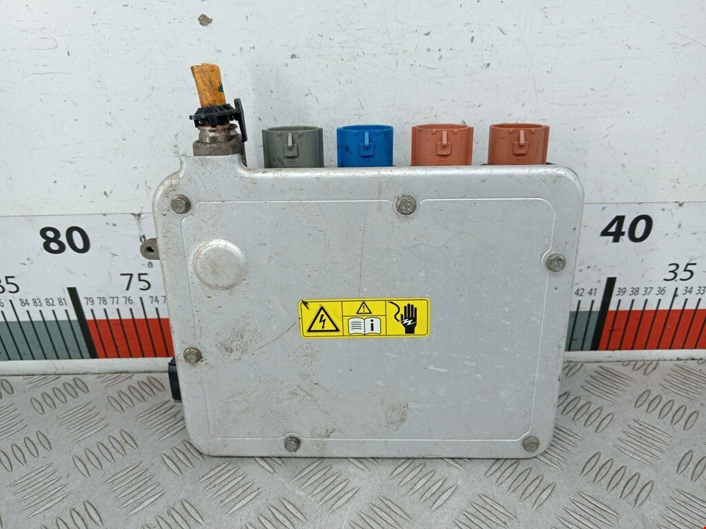 Джаншен бокс Tesla Model S 102884300C арт. 2259376