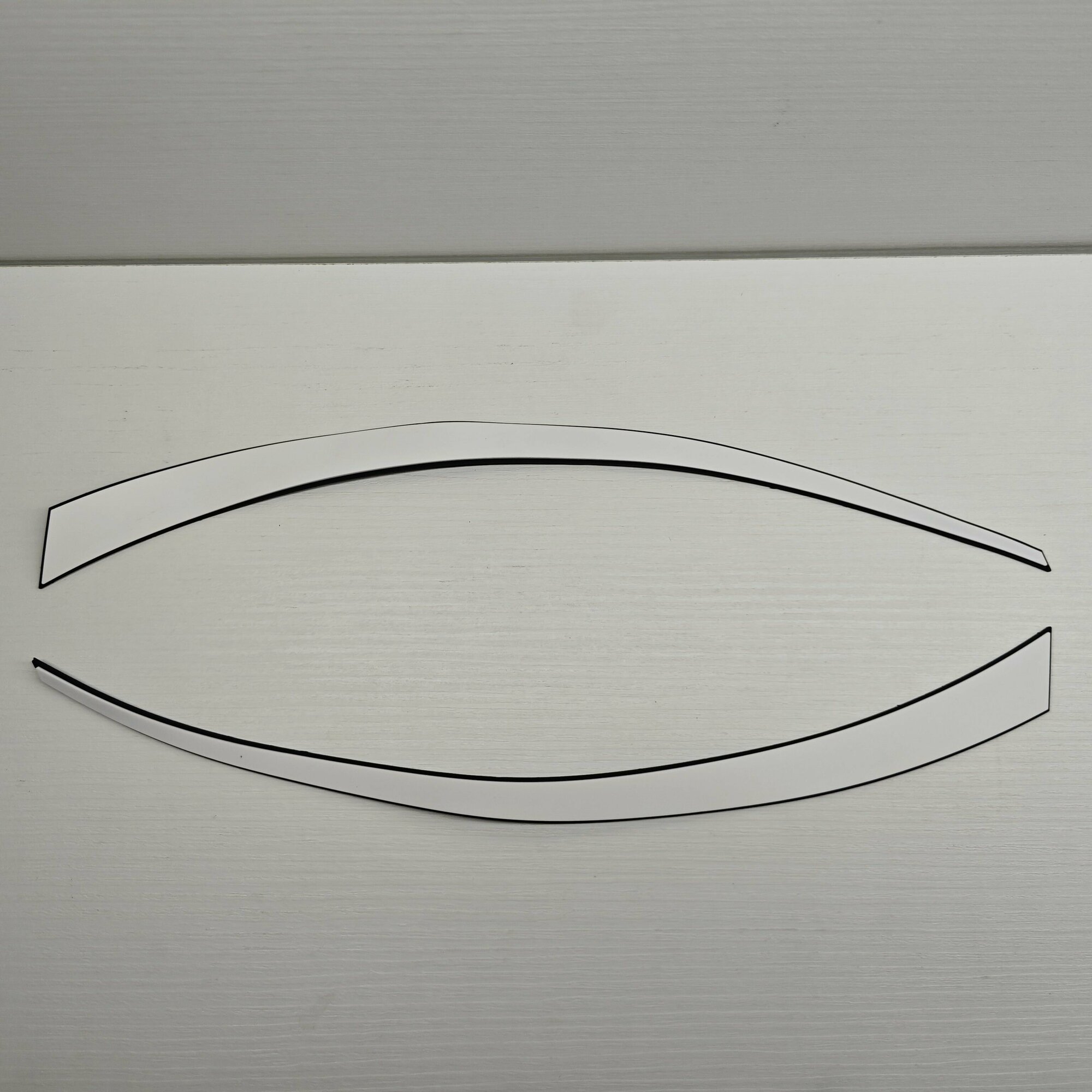 Наклейки на шины полоски-лезвия белые цельные. Надписи на резину буквы на колёса tire stickers