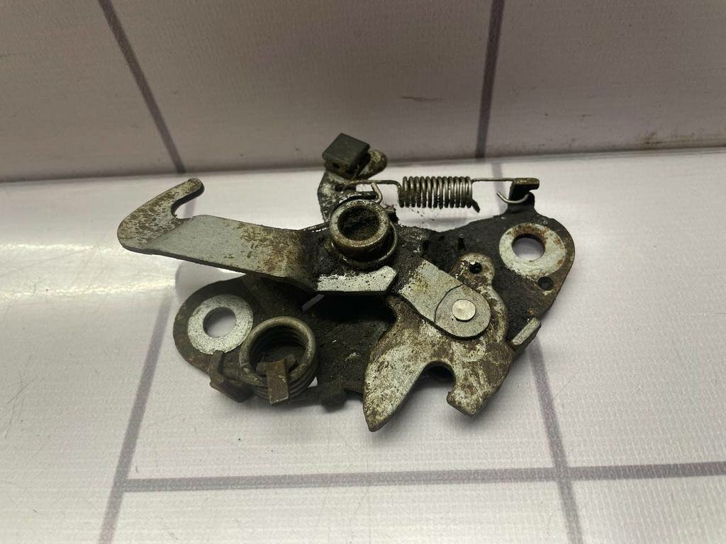 Замок капота Peugeot 307 2001-2008