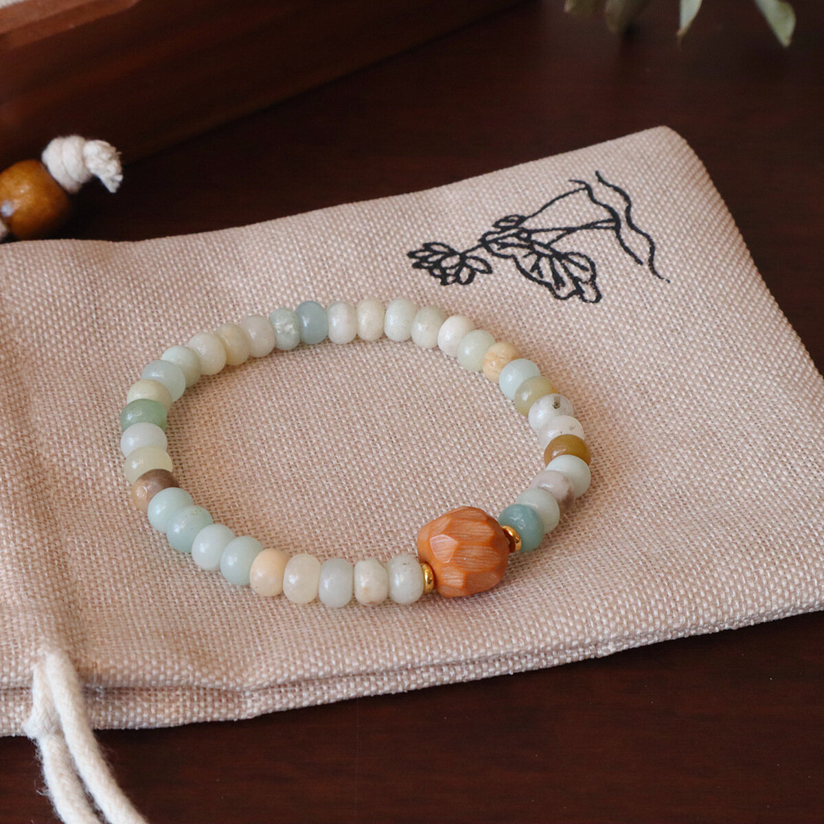 Браслет для гадания, YM Mall из кварца и маской Камень Приносит радость и удачу