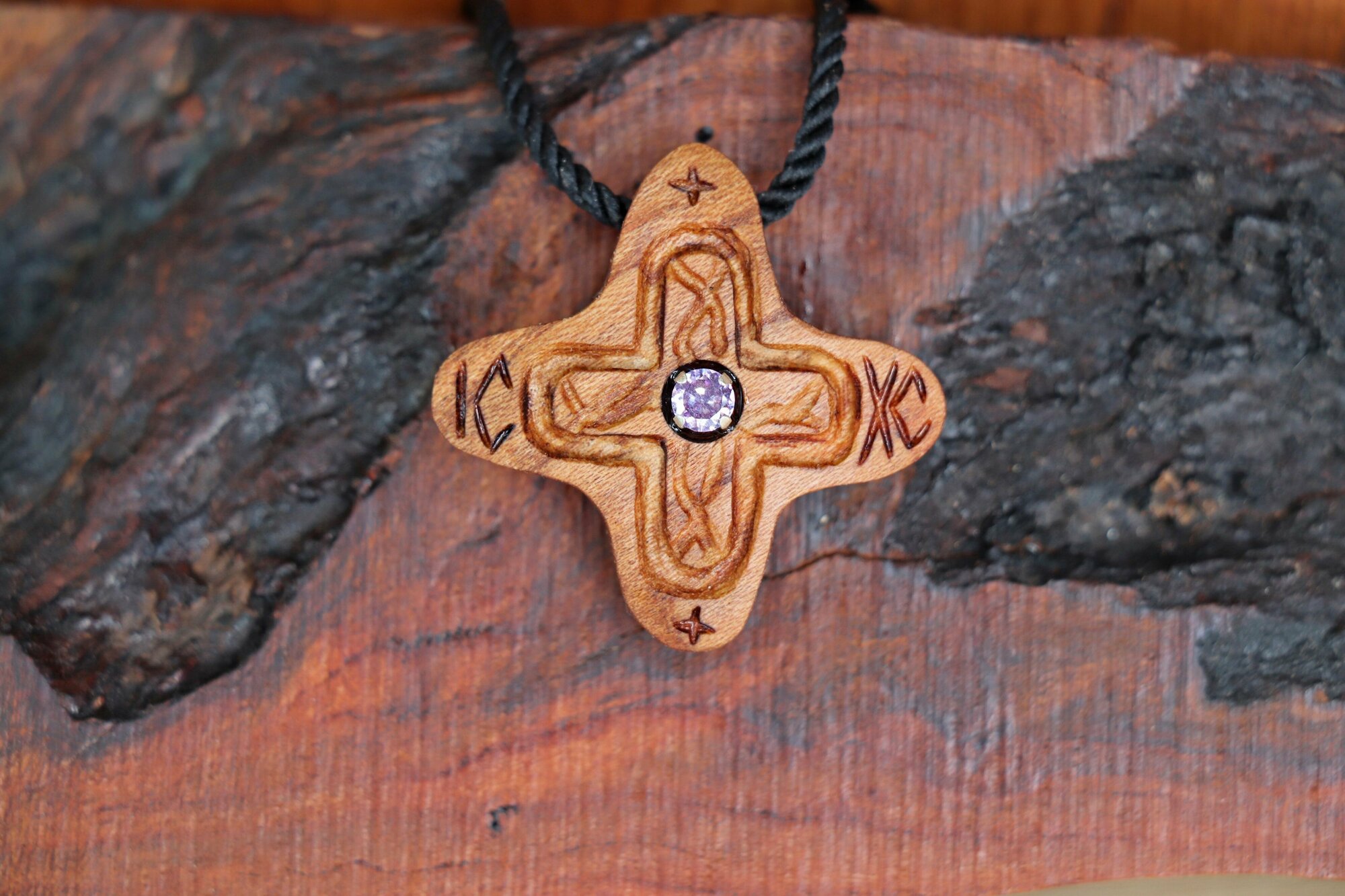 Нательный православный крестик