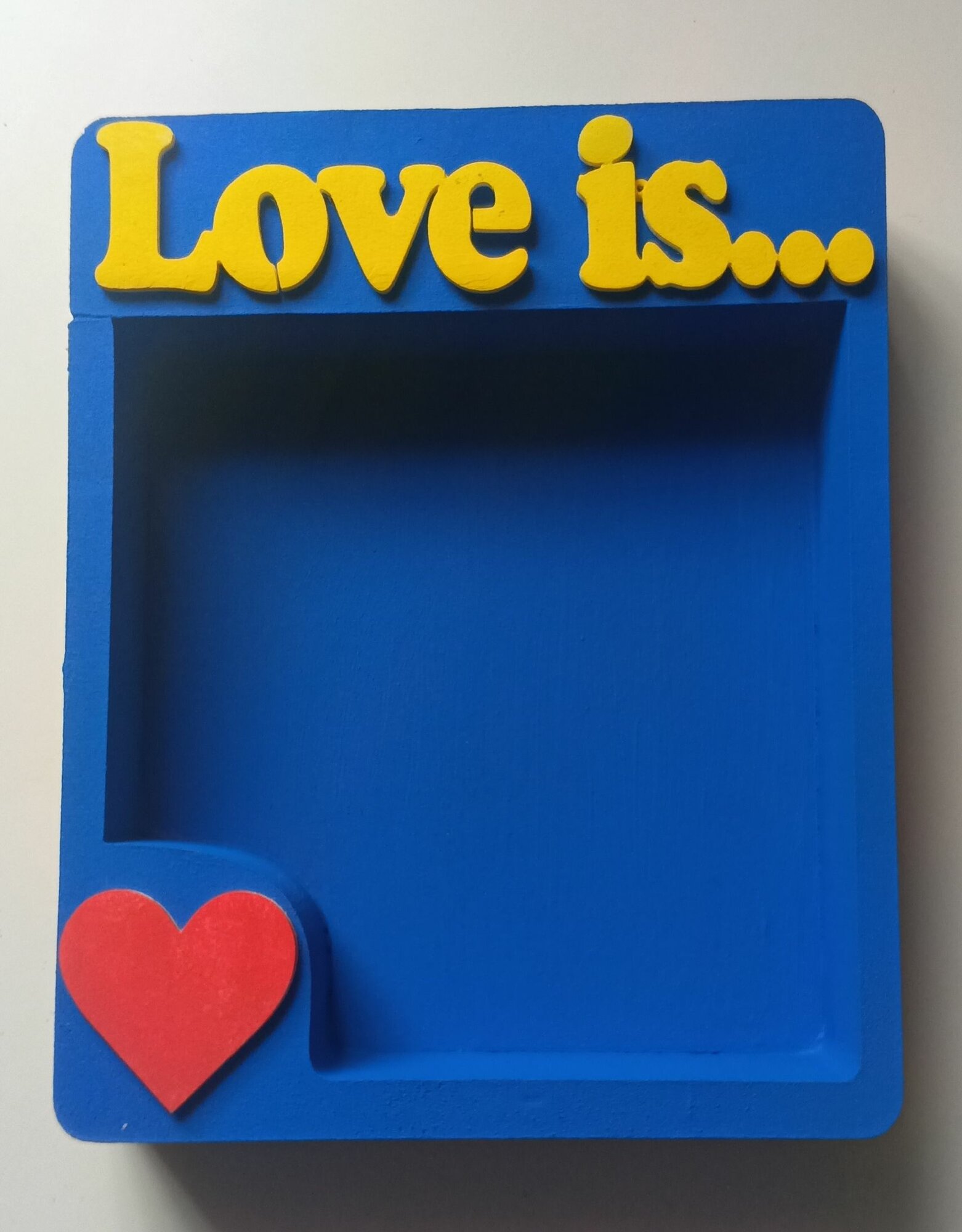 Пенобокс Love is (синий)20*25*5