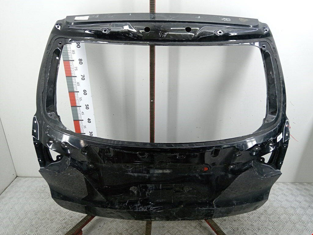 Крышка багажника (дверь багажника) Hyundai ix35 737002Y000 арт. 2103172