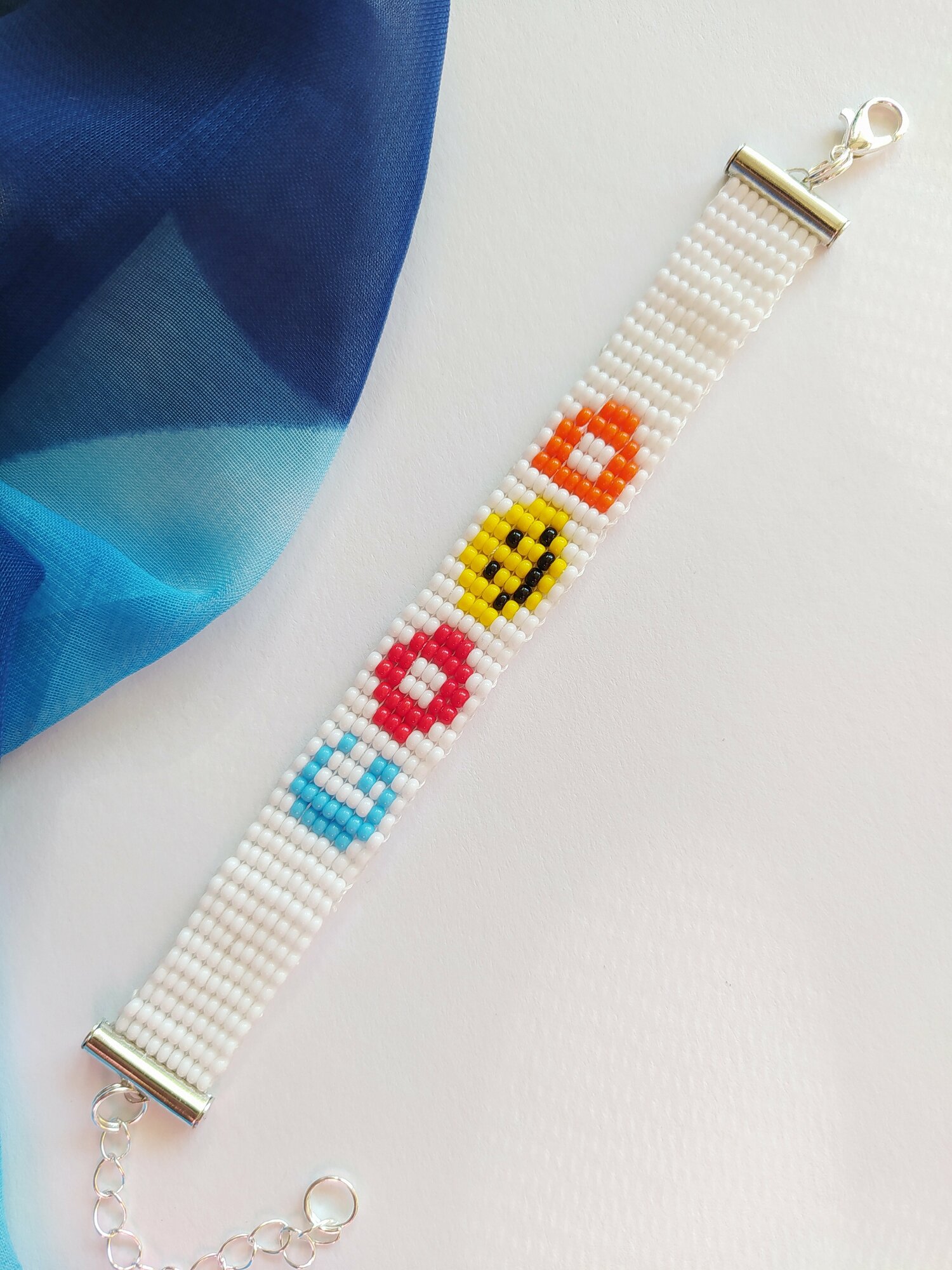 Плетеный браслет, бисер