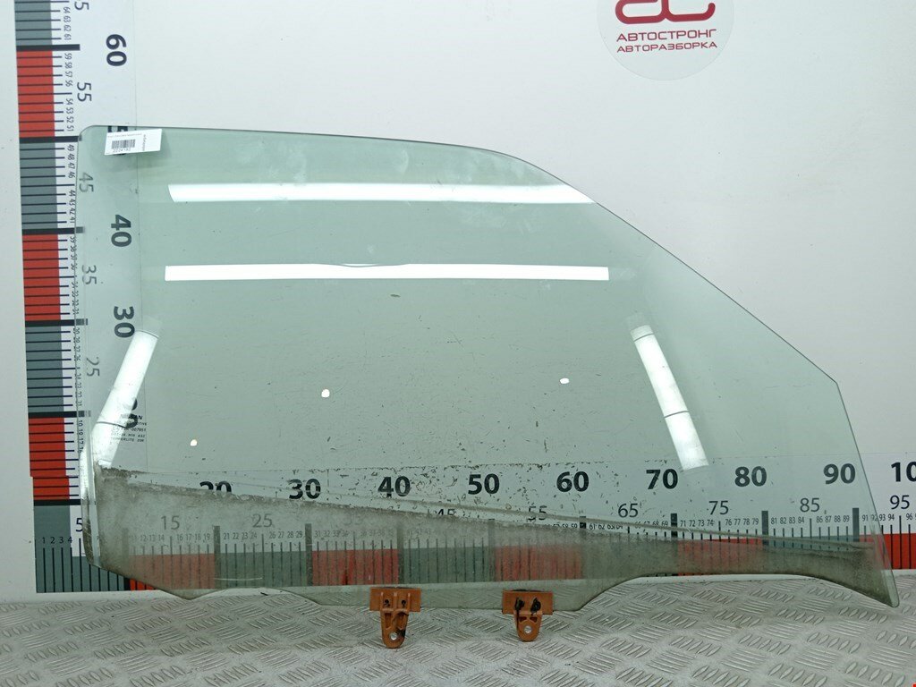 Стекло двери передней правой Nissan Juke 80330BA60A арт. 2224182
