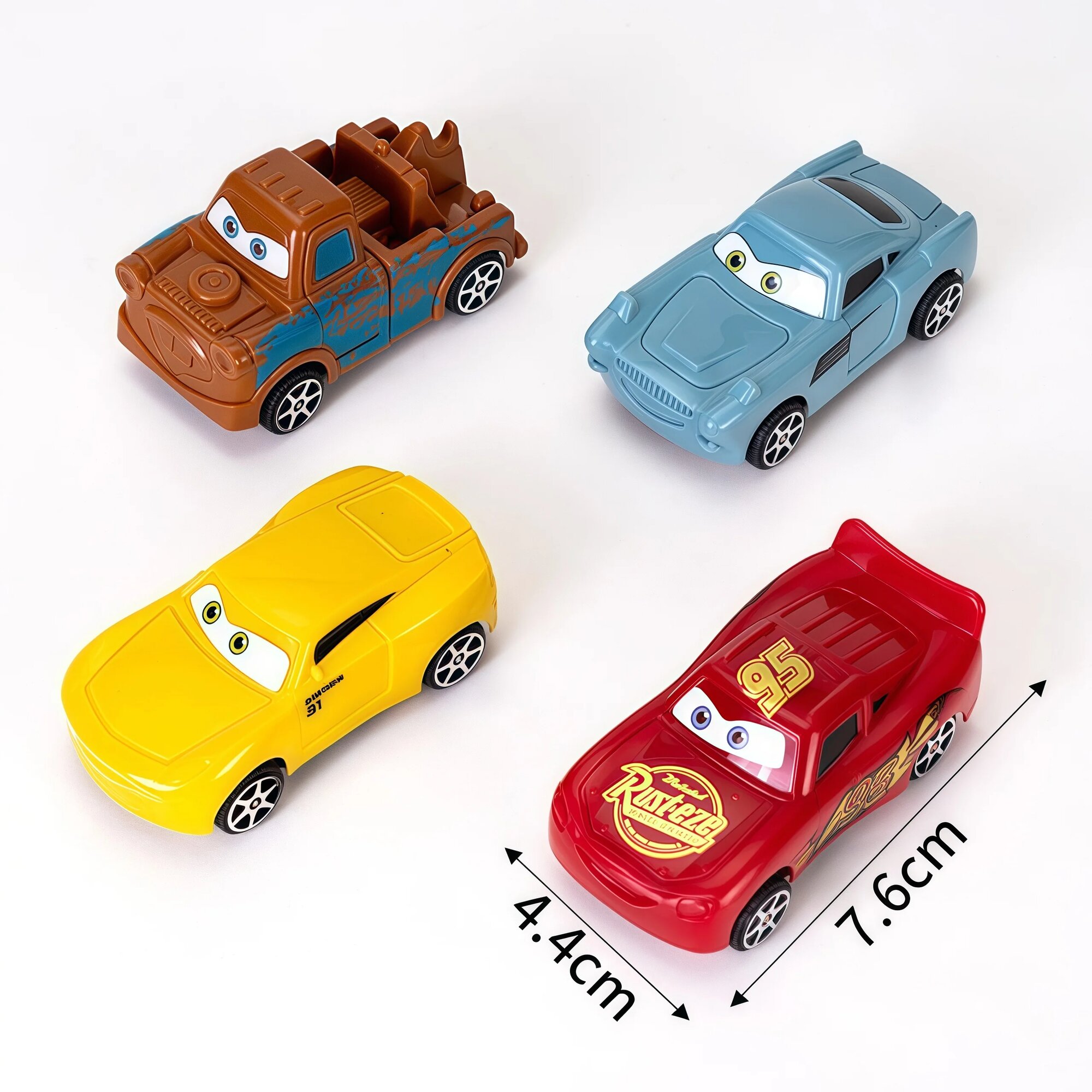 MINISO Фигурки Молния Маккуин для торта