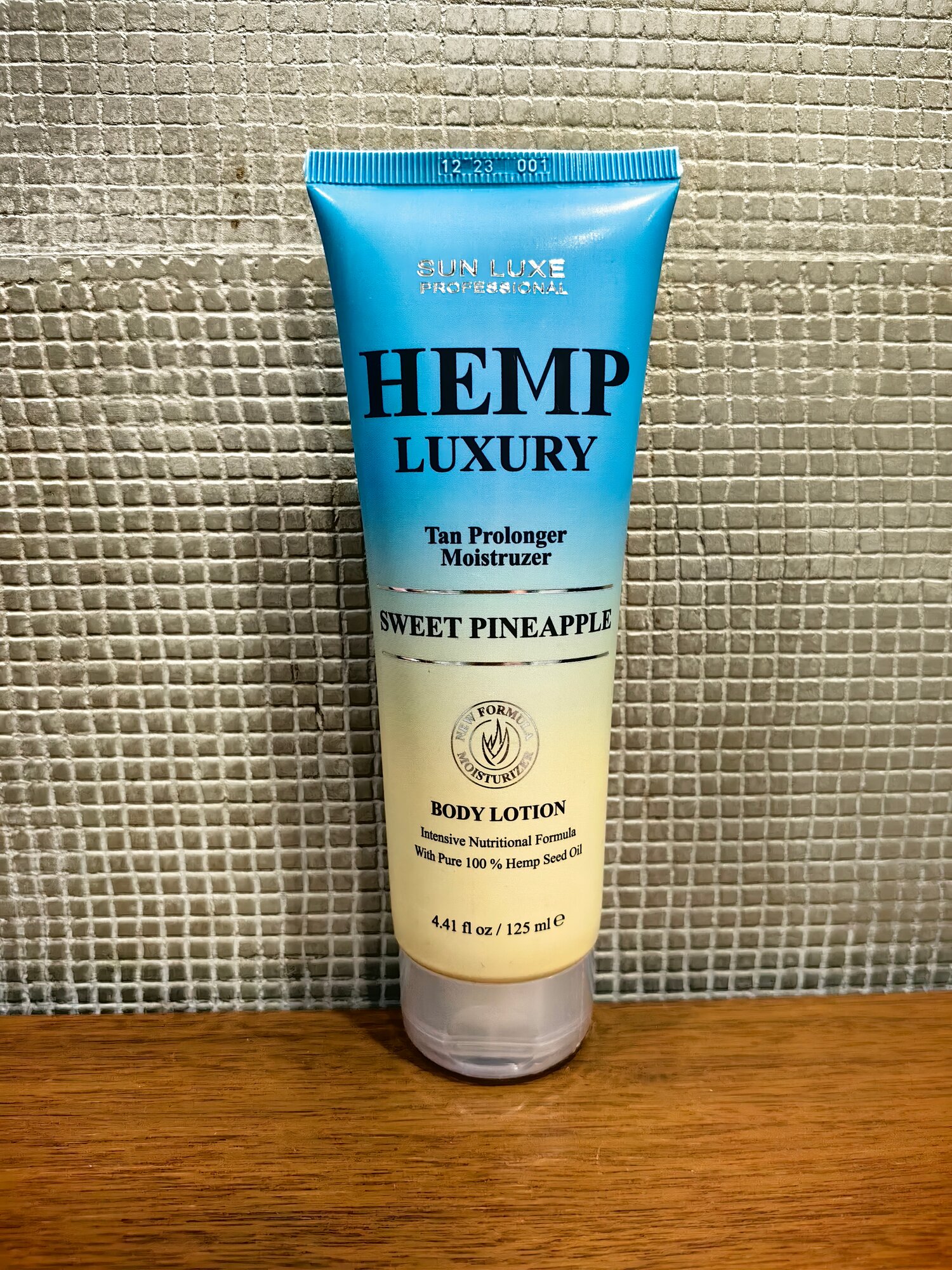 Лосьон Hemp Luxury "Sweet Pineapple", для тела и лица, питательный, профессиональный, Sun Luxe125мл