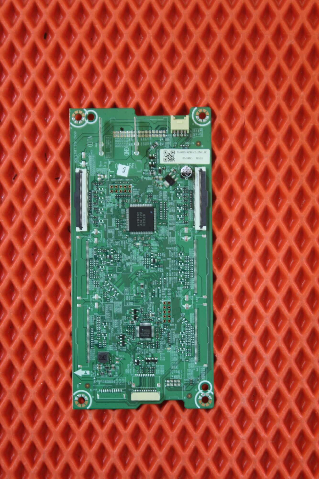 Драйвер светодиодов (LED DRV) RSAG7.820.13017/ROH для телевизора HISENSE 65U7NQ в надёжной упаковке