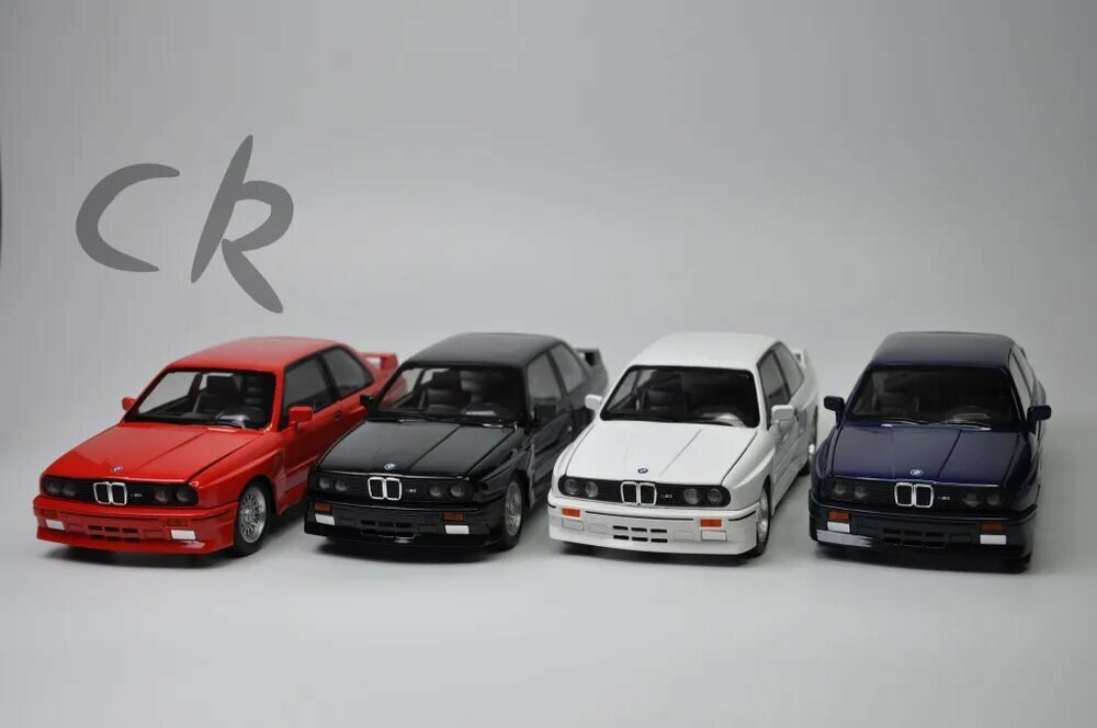 Машинка металлическая инерционная модель BMW M3 (E30) 1986-1991 (БМВ М3 (Е30) 1986 - 1991 ) Детская игрушка / Масштаб 1:24