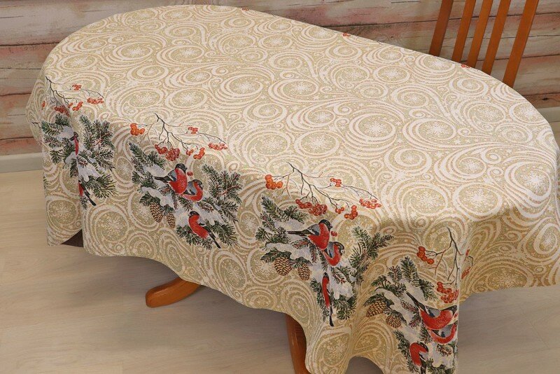 Скатерть гобеленовая "Снегири". 180 х 160 см