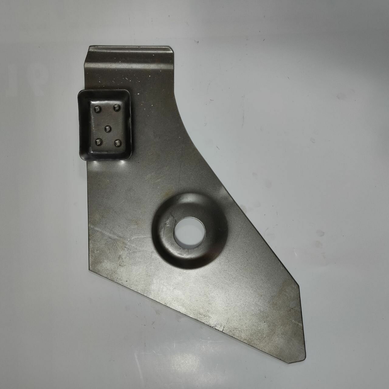 Поддомкратник передний левый лада ВАЗ 2108-2115 1.5