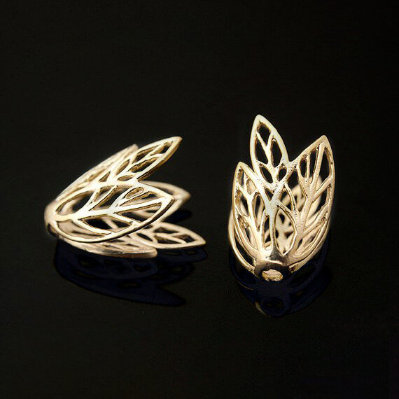 Конус 14х9мм (внутренний размер 14х7мм), Корея, листики, плоский, базовый материал - латунь, матовый позолоченный, 1 шт.