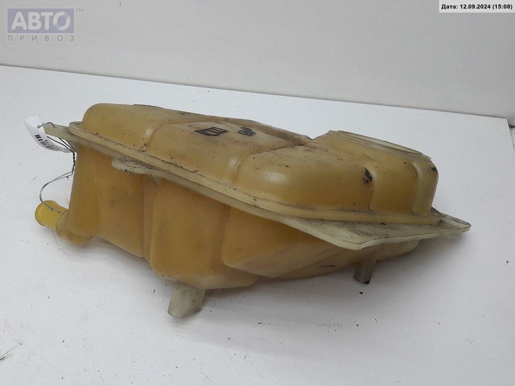 Бачок расширительный Volkswagen Passat B5