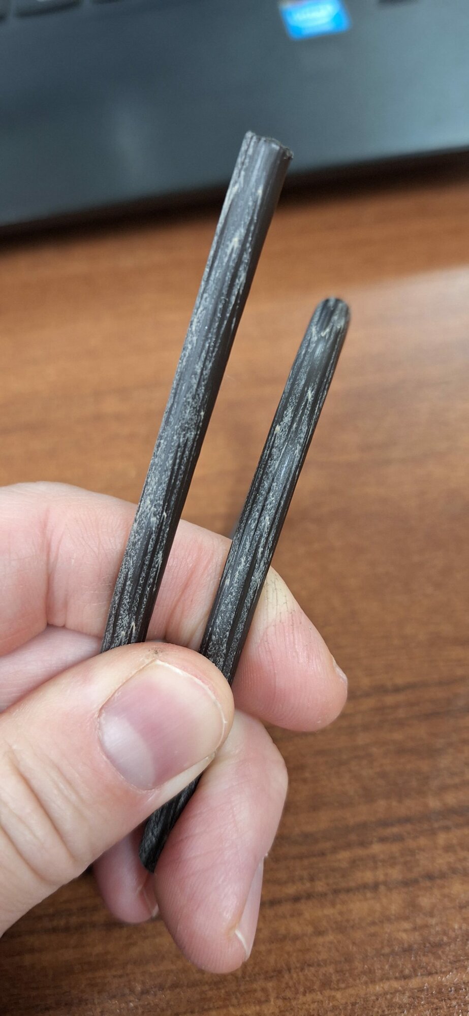 Ротанг серии Про "Черный жемчуг" полутрубка 6мм 5кг