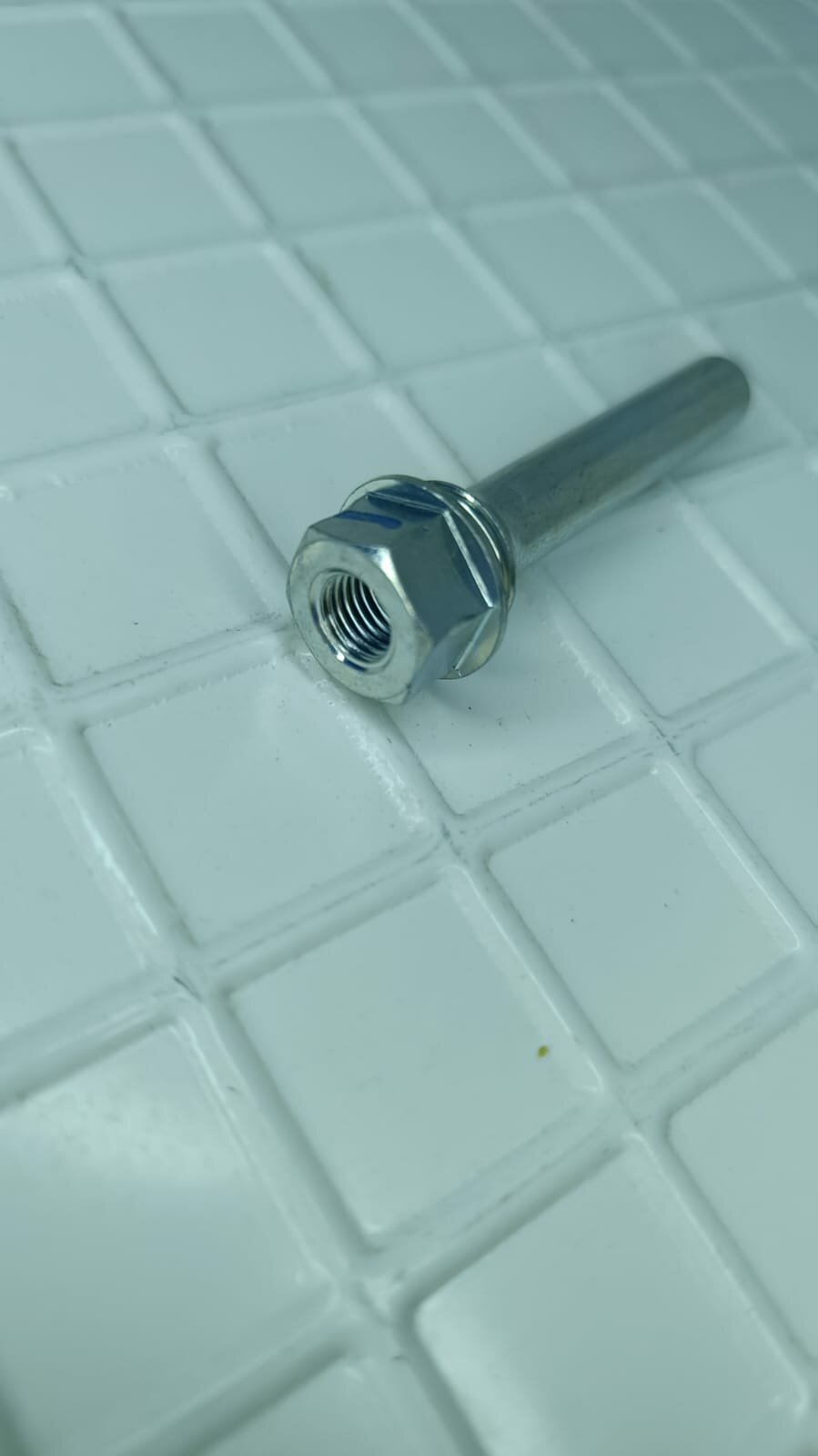 Болт крепления крышки ГБЦ Honda 90013-P2A-000 1шт Honda