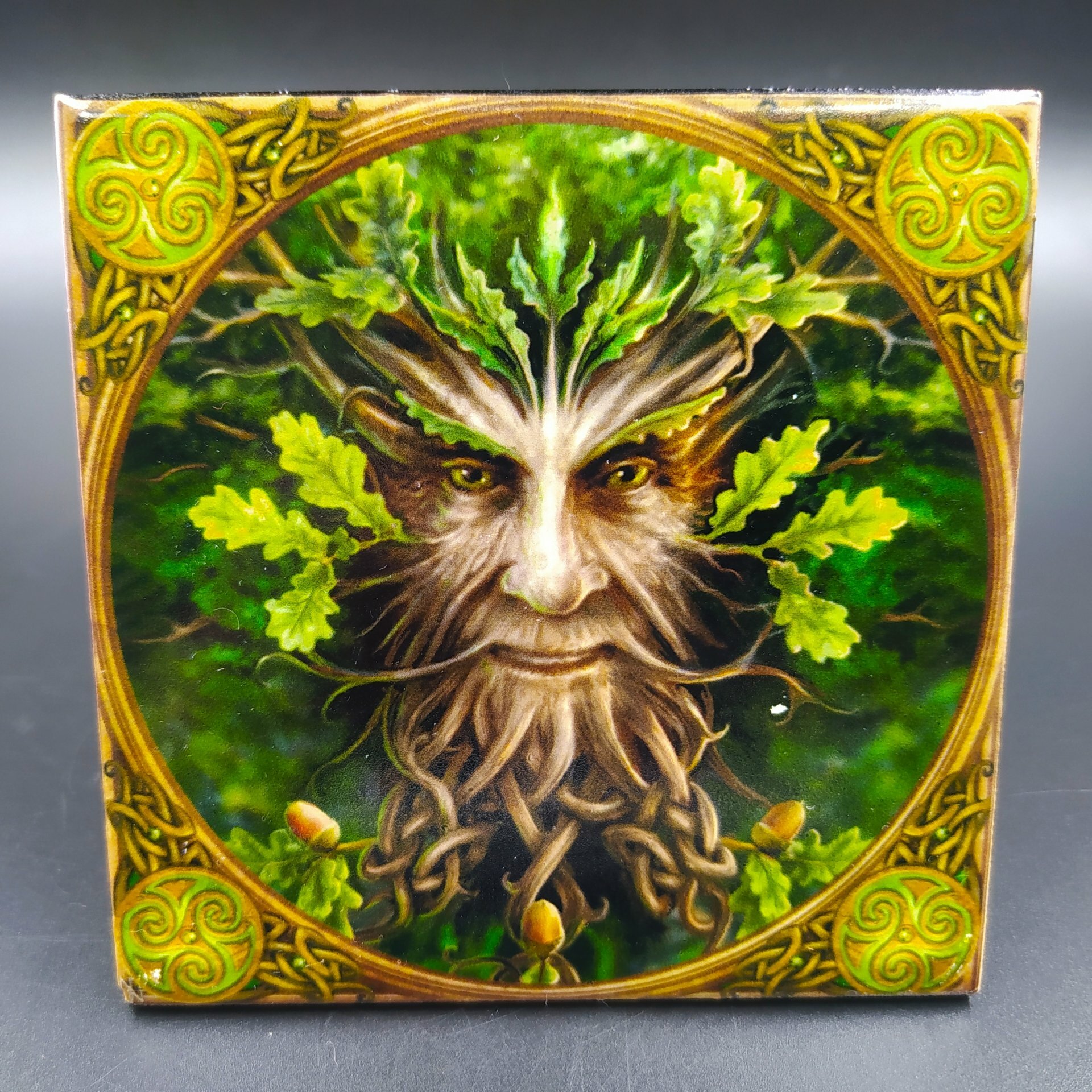 Плакетка декоративная "Леший", дизайнер Энн Стоукс (Anne Stokes), керамика, печать