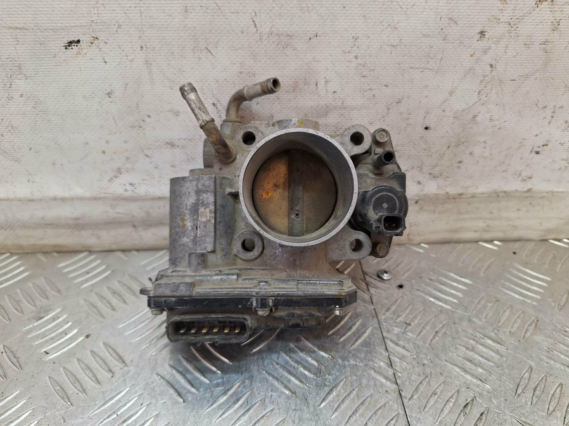 Дроссельная заслонка Honda Civic 8 рест. 2009 10K03H