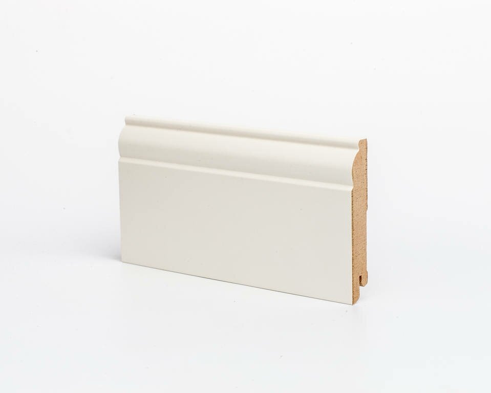 Плинтус напольный кремовый RAL 9010 U104-100 мм Deartio МДФ