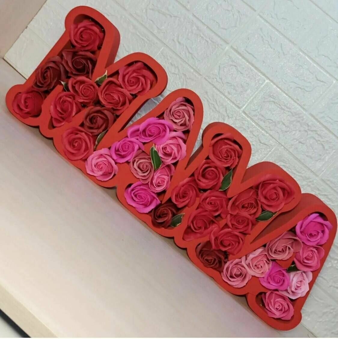 Искусственные цветы / Розы из мыла / Букет маме. Коробка мама с цветами из мыла