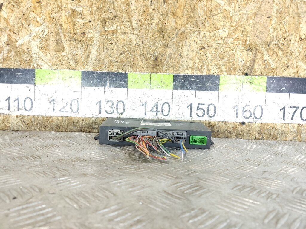 Блок управления сиденьем водительским LAND ROVER Discovery 2004-2009 YWC500690
