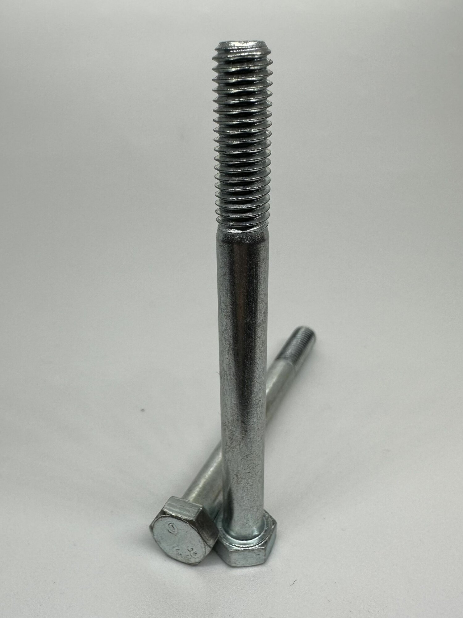 Болт М8х1,25х85 катушки зажигания, стяжной болт топливного насоса высокого давления на К-700 и МАЗ-5549