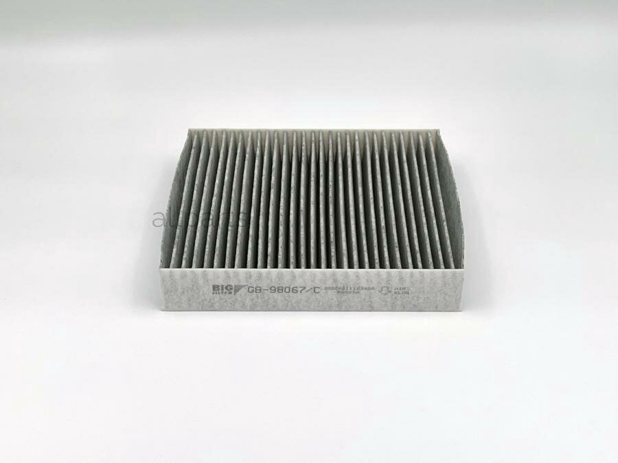 BIG FILTER GB98067C Фильтр салона угольный