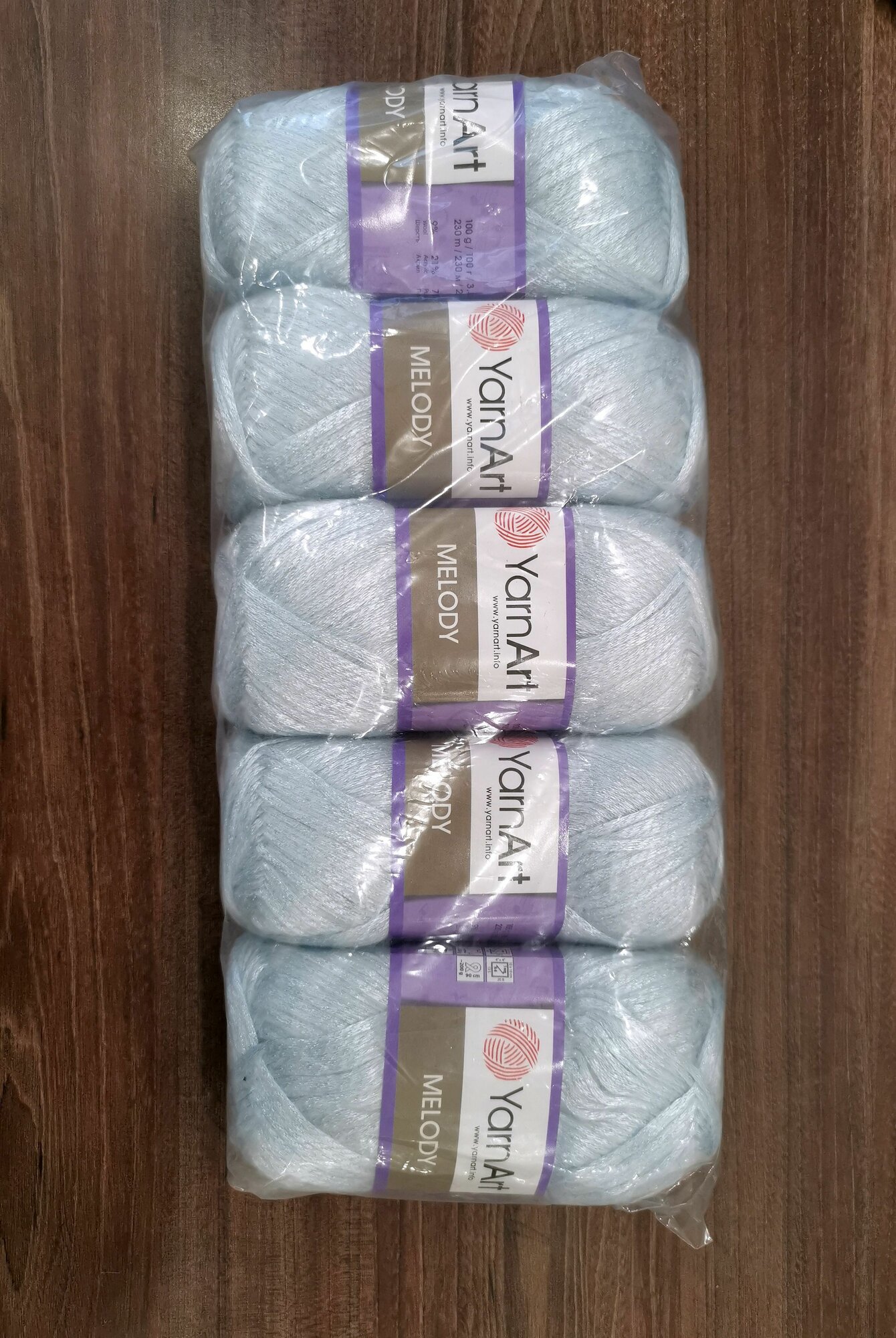 Пряжа Мелоди (Melody) упаковка 5 мотков 100 г. 230 м. 9% шерсть 21% акрил 70% полиамид 100 г. 230 м. цвет 894 бледно-голубой