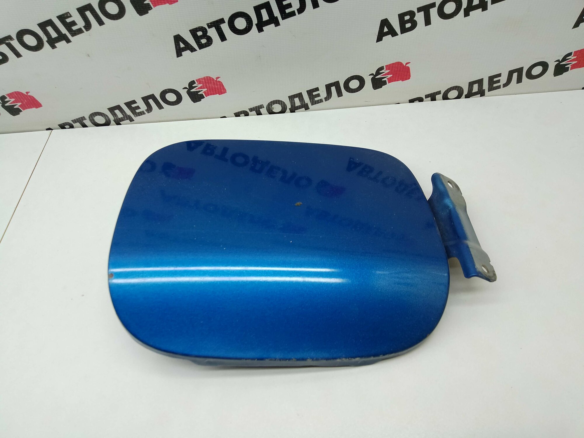 Лючок бензобака Mazda 323 BA 1998 г.в