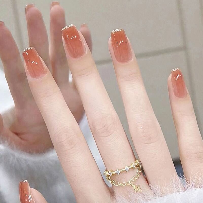 Накладные ногти с дизайном ( 24 типсы + клей )