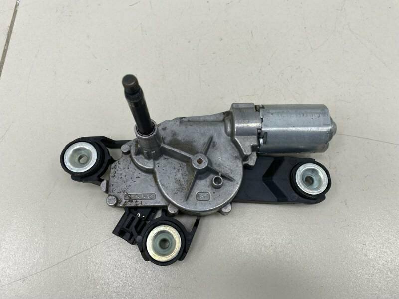 Моторчик стеклоочистителя задний Ford Focus 3 2010-2018