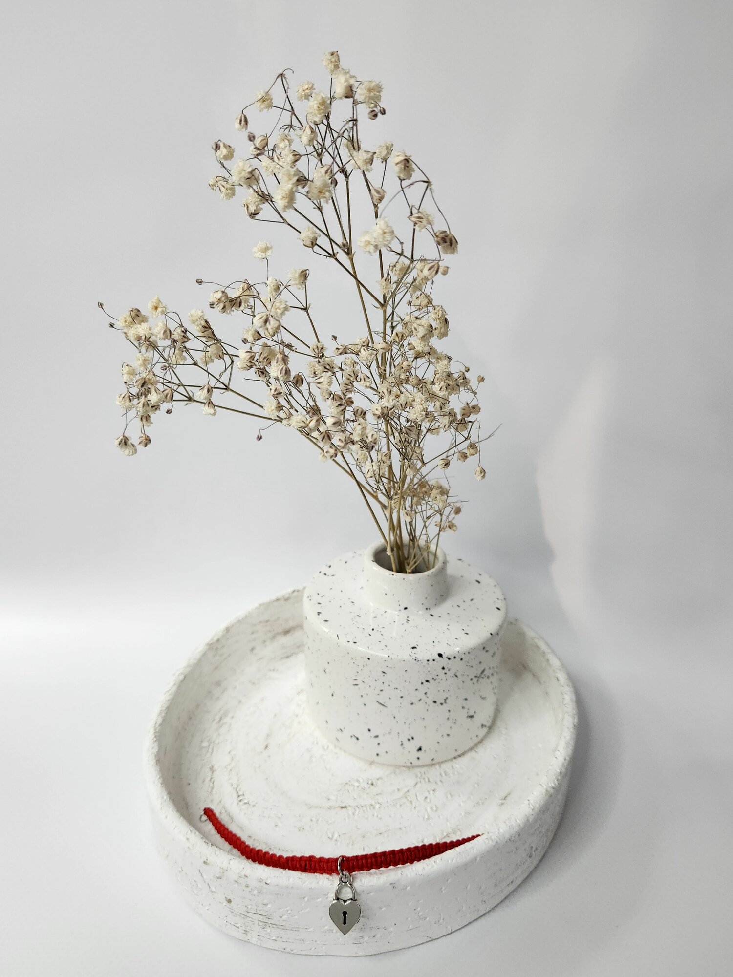 Плетеный браслет