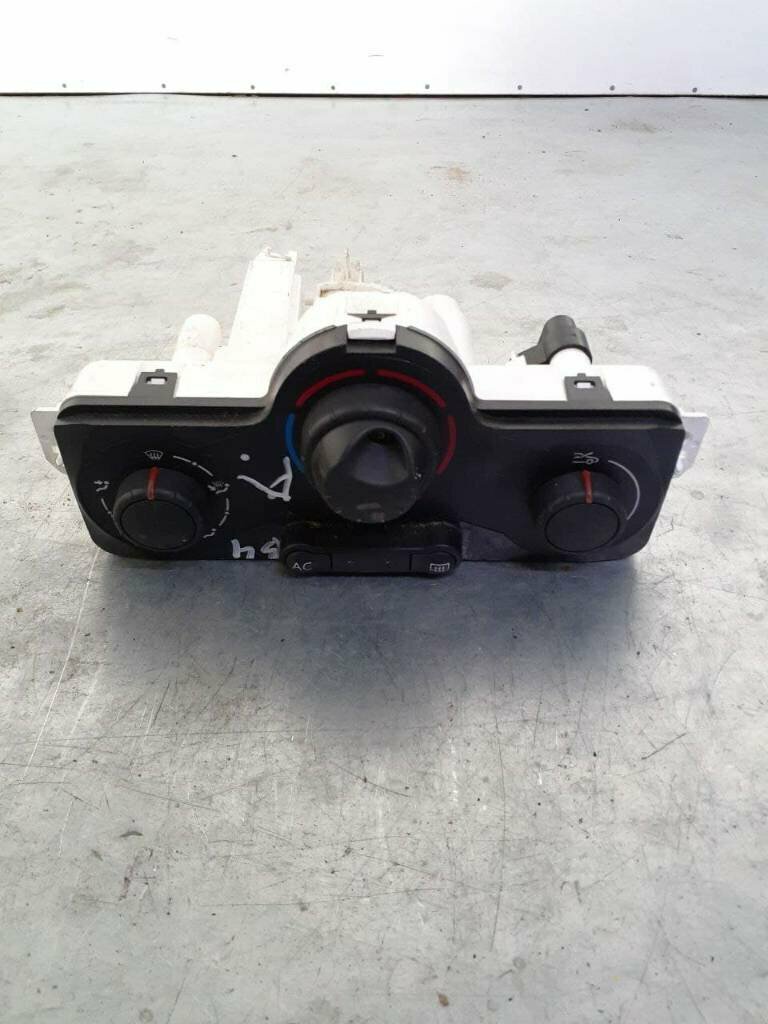 Блок управления печки/климат-контроля Renault Modus 2004 269597003