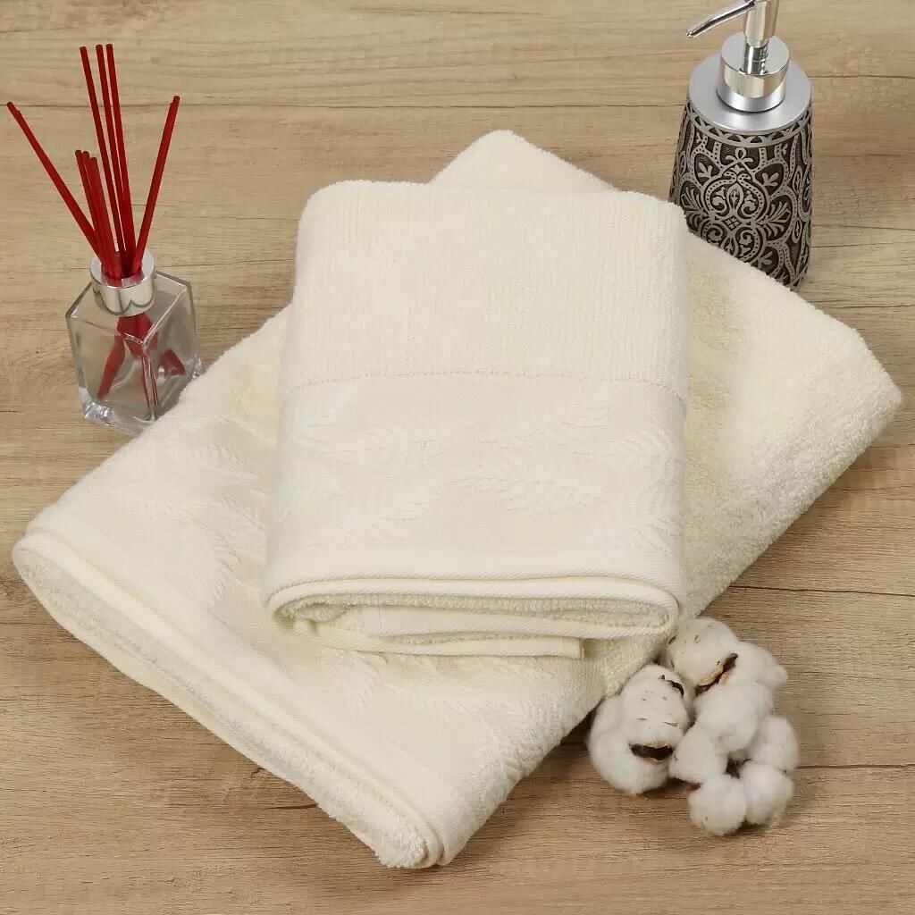 Банное полотенце Silvano "Перо", 50х90 см, 100% хлопок, 500 г/м2, цвет Слоновая кость, Узбекистан