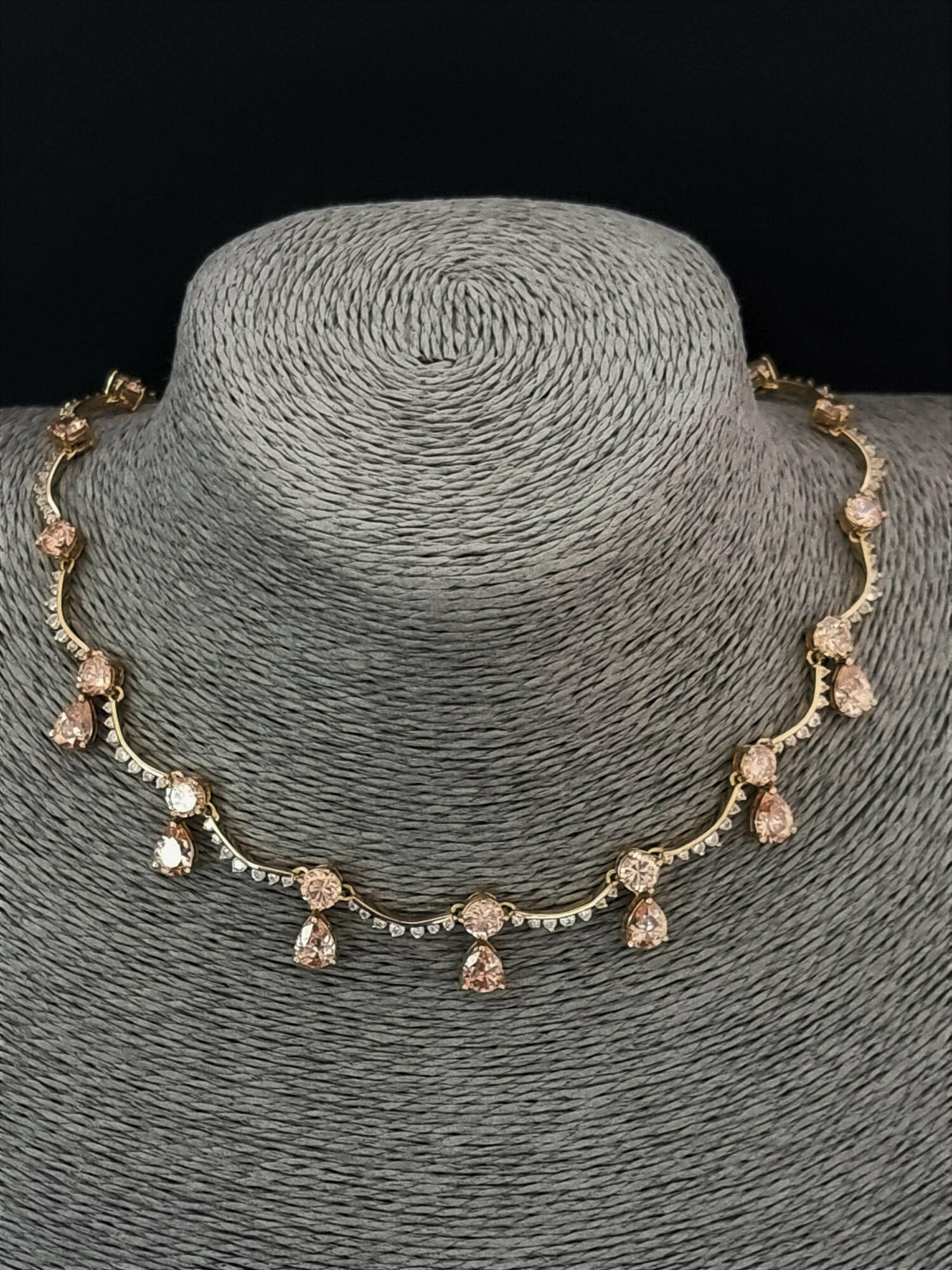 Колье, хрусталь, кристаллы Swarovski