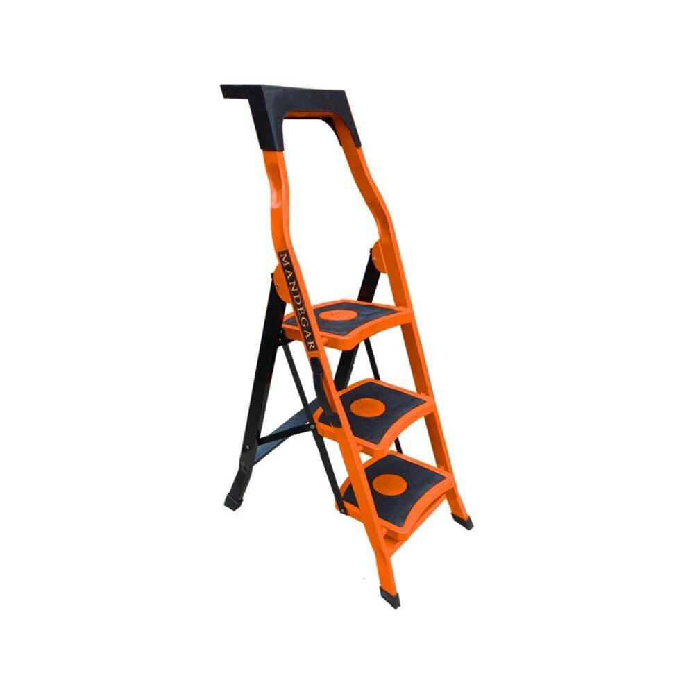 Стремянка Стальная Mandegar Sama Оранжевого Цвета С 3 Широкими Ступенями , Рабочая Высота 2.7 М, Нагрузка 150 Кг.
