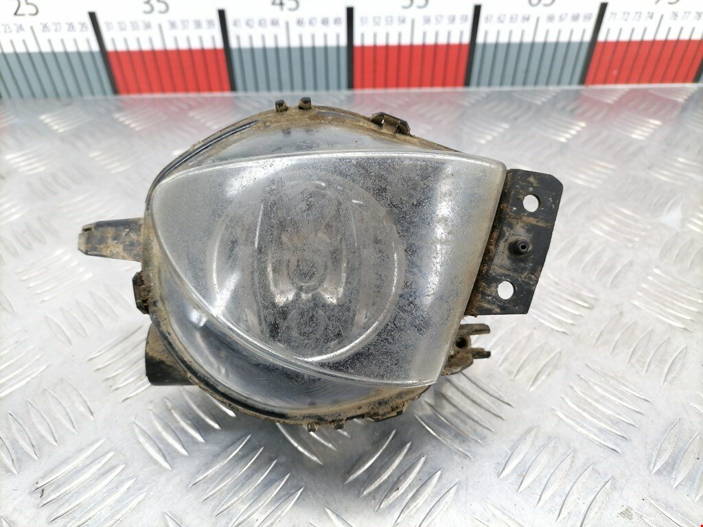 Фара противотуманная левая BMW 3-Series (E90/E91/E92/E93) 63176948373 арт. 2075221