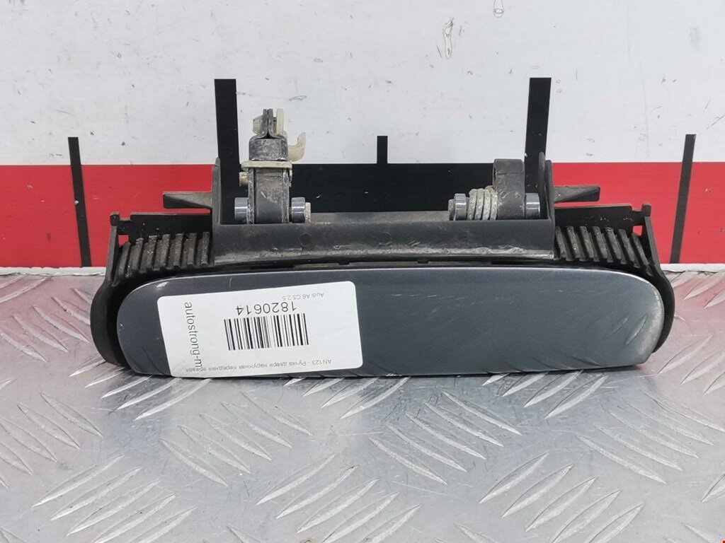 Ручка двери наружная передняя правая Audi A6 C5 4B0839208 арт. 1820614